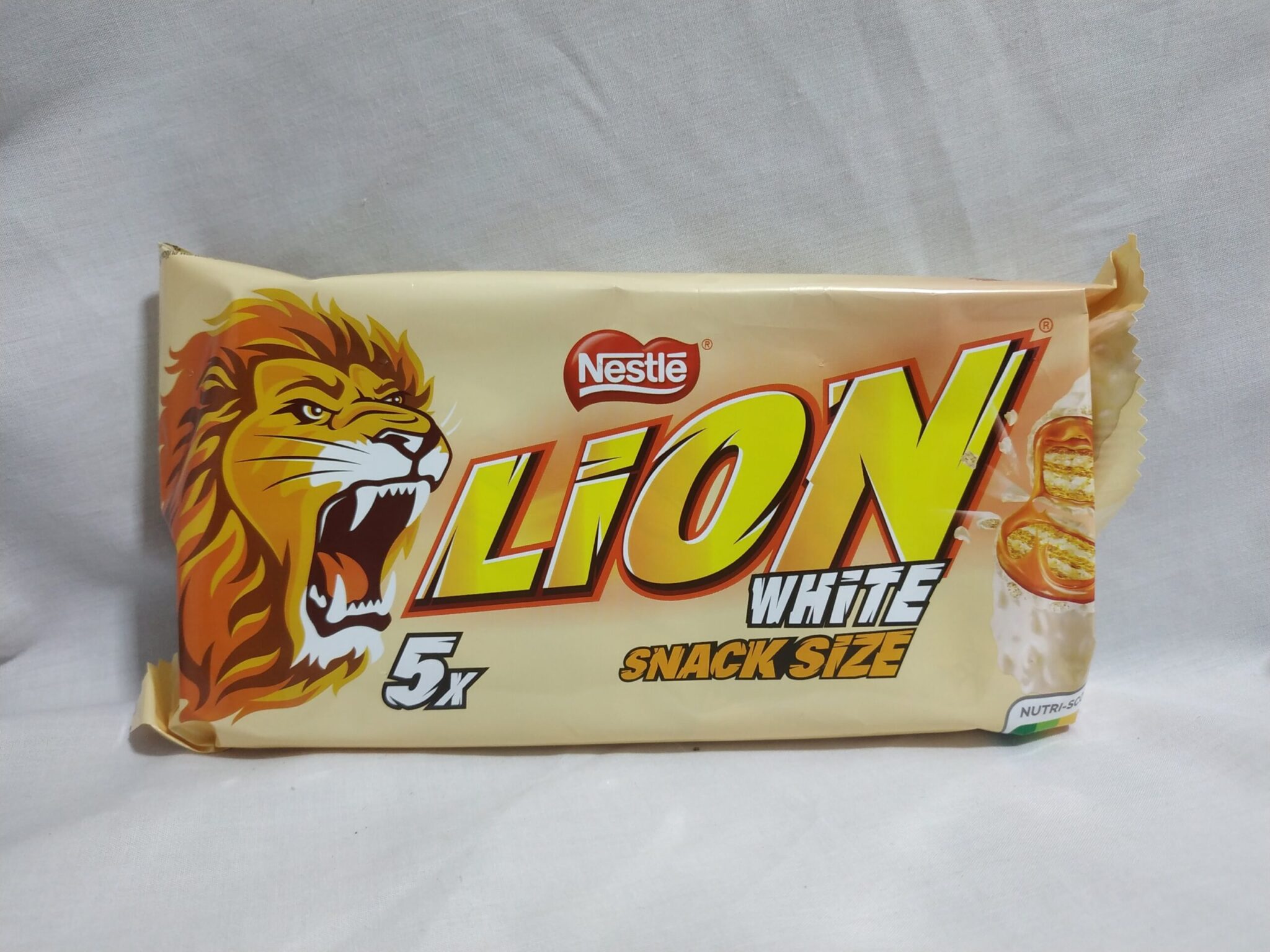 BISCUIT NESTLE LION WHITE SNACK SIZE X5 150G – CIMAMARKET