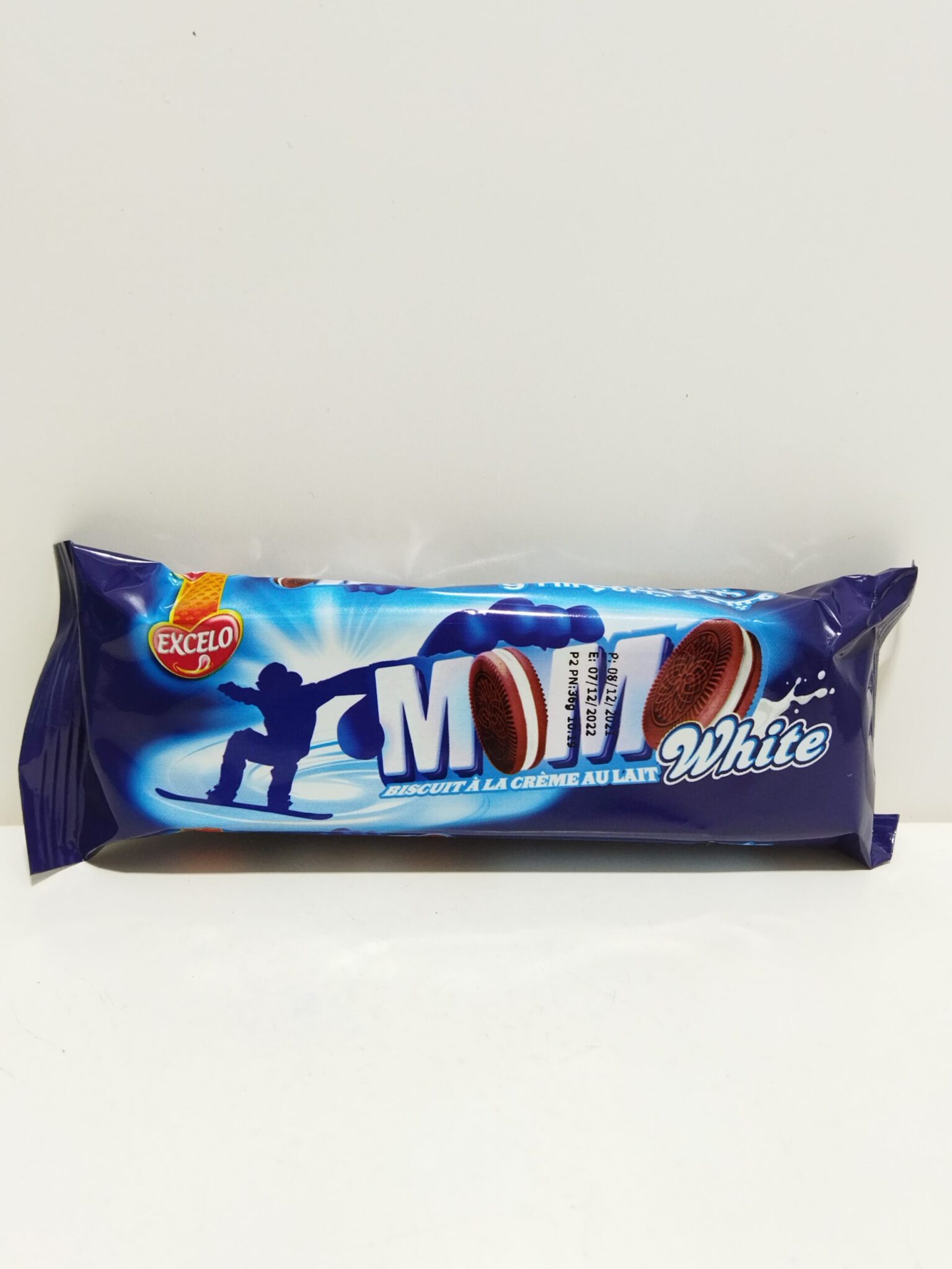 MOMO WHITE BISCUIT À LA CRÈME AU LAIT. EXCELO – CIMAMARKET